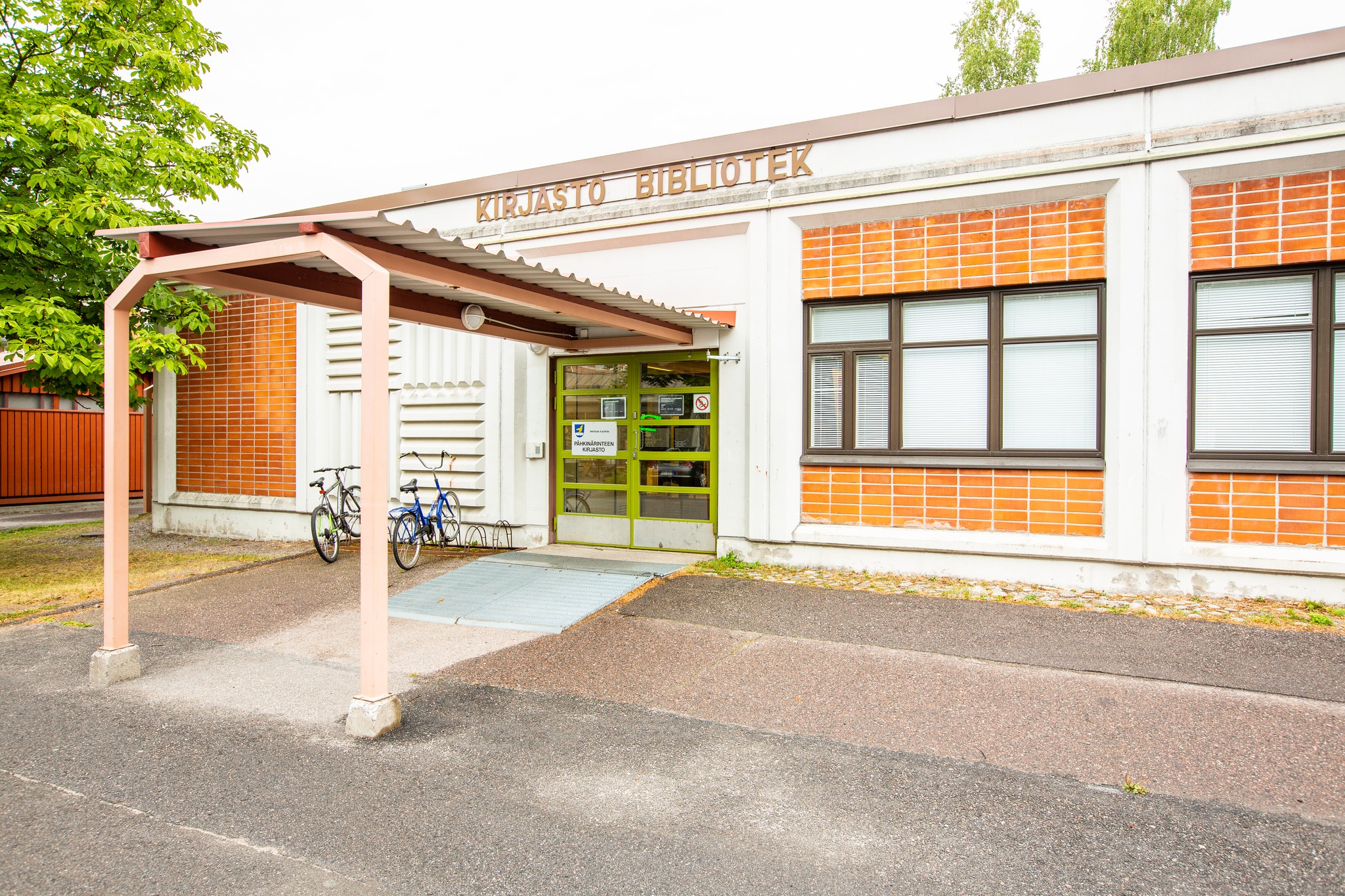 Pähkinärinne Library - Finland for kids